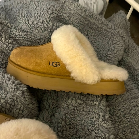 UGG | Shoes | Ugh Platform Slippers Like New Only Worn A Couple Times ...